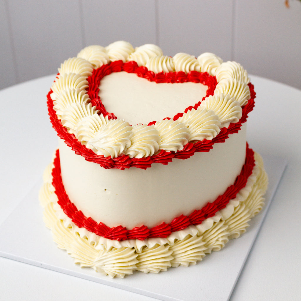 Minimalist Vintage Cake | Auckland Delivery & Pick-up | From Sugar